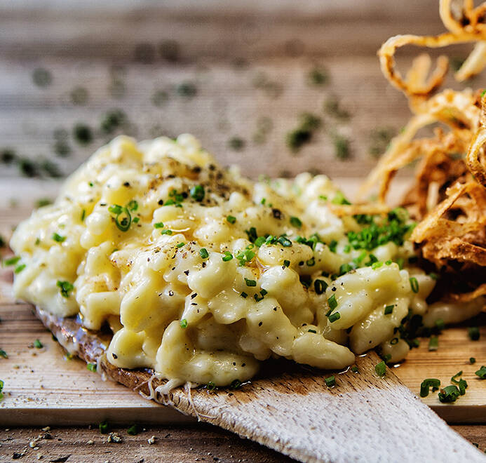 Käsknöpfle with fried onions - Vorarlberg Milch eGen